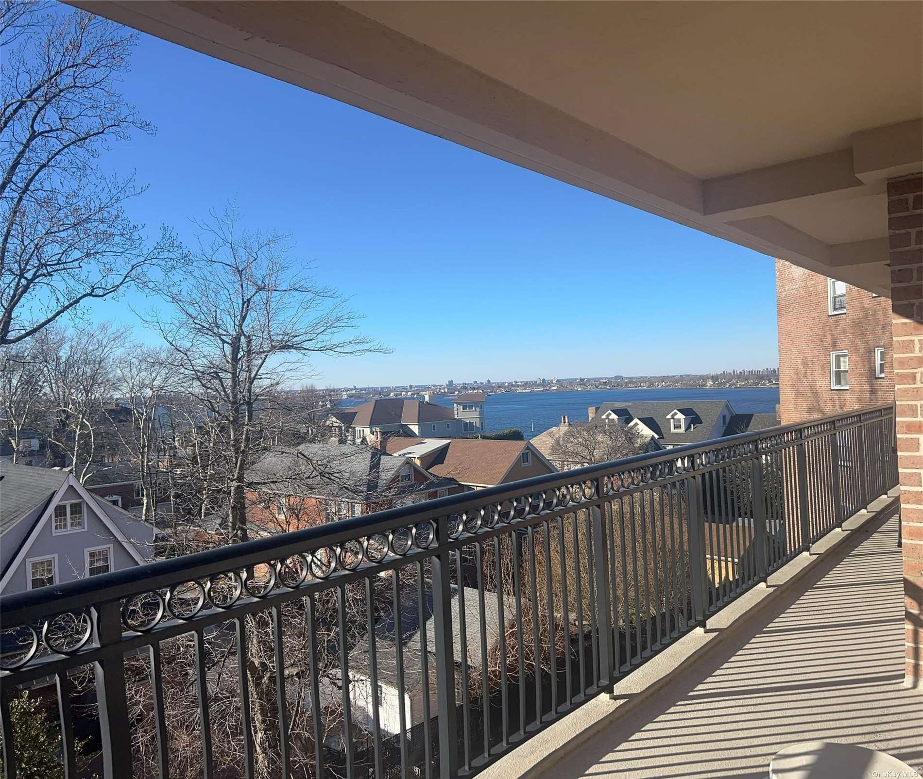 $418,000 - 162-01 Powells Cove Boulevard #5N, Beechhurst , NY 11357 | MLS # 3529854 | Samaki NYC ...