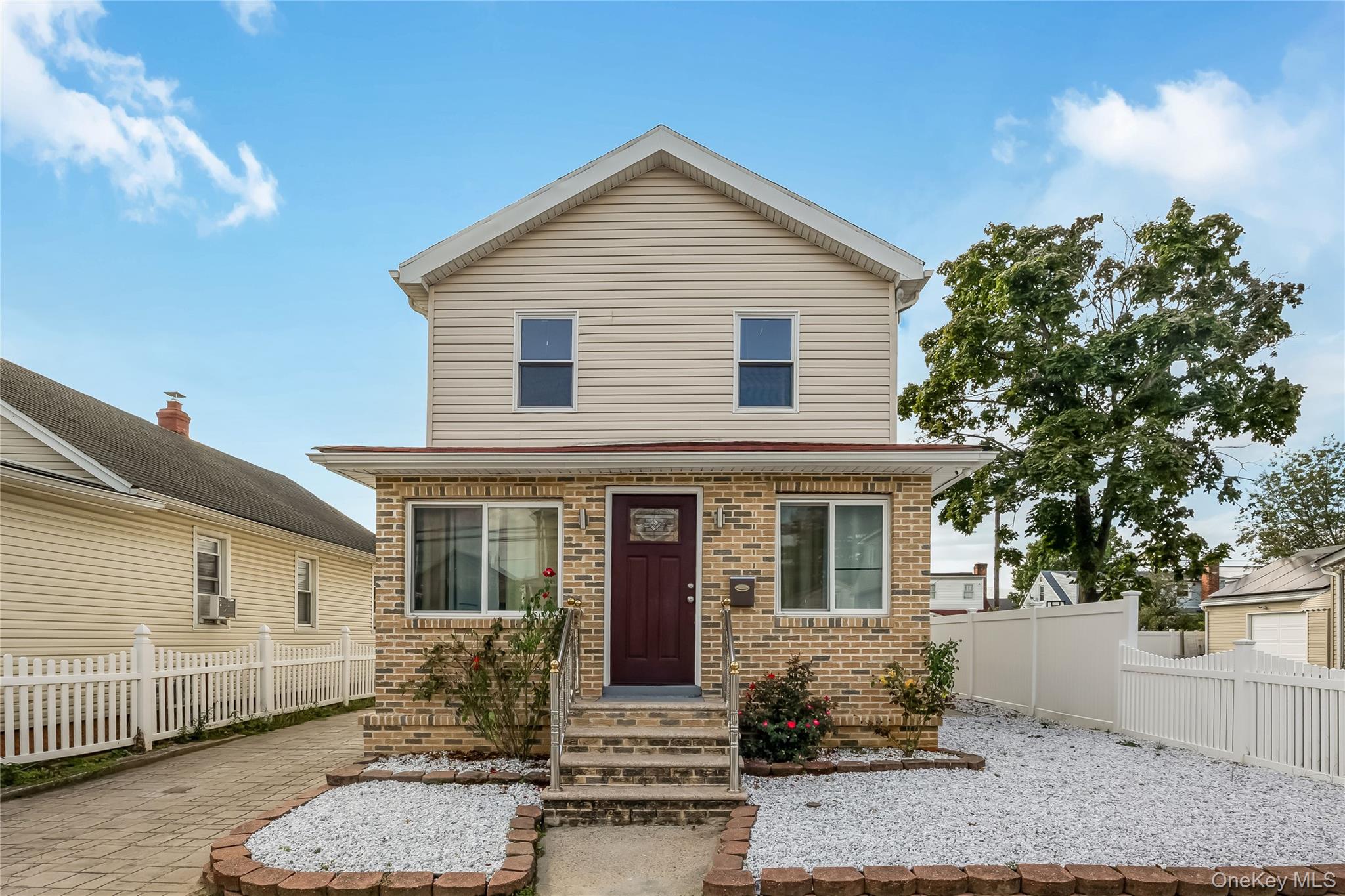 $749,000 - 257 Biltmore Avenue, Elmont , NY 11003 | MLS # 918030 ...